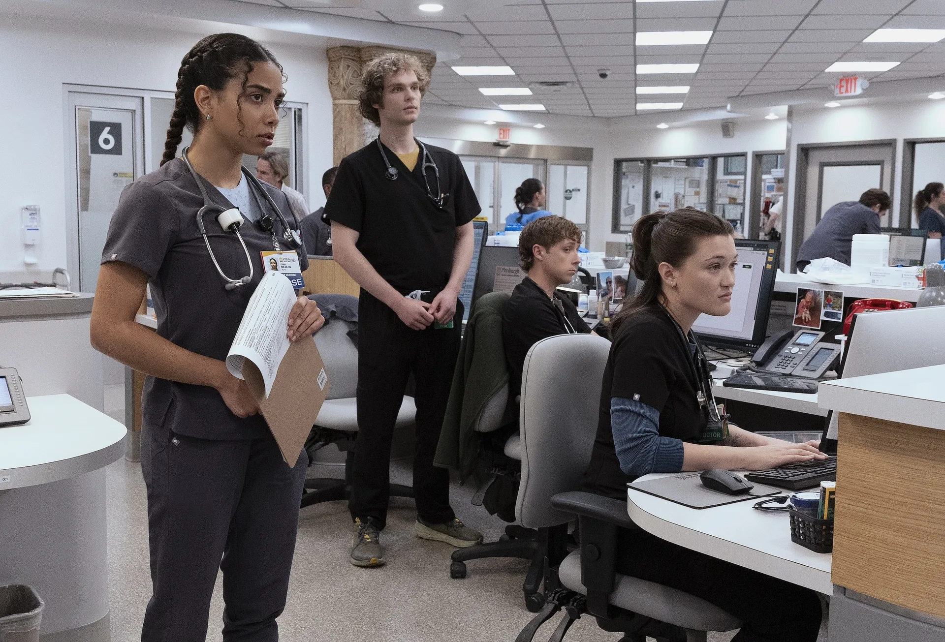 'The Pitt' Season 2: Respectfully, These New Med Students Suck | Comic ...